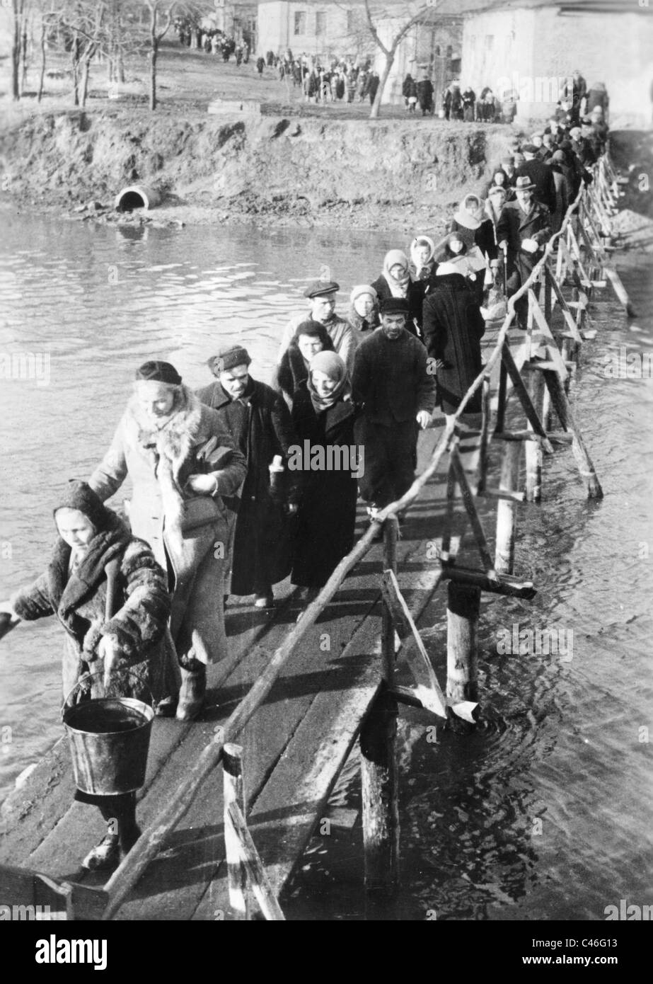 Second World War, Russian Civil Population: Distress, Refugees, 1941 ...