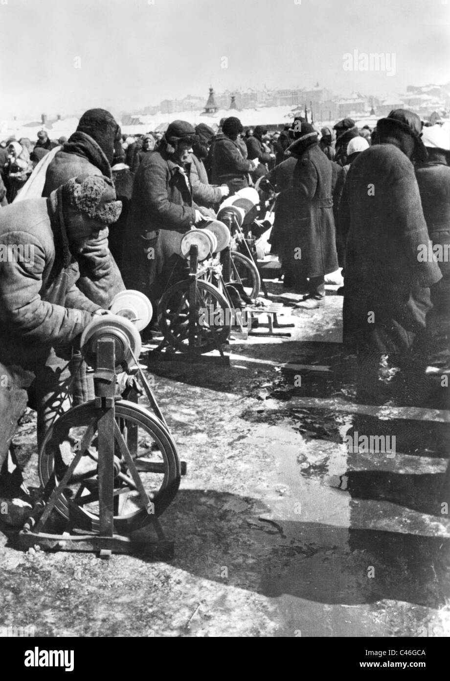 Second World War, Russian Civil Population: Trade, Economy, Craft, 1941 ...
