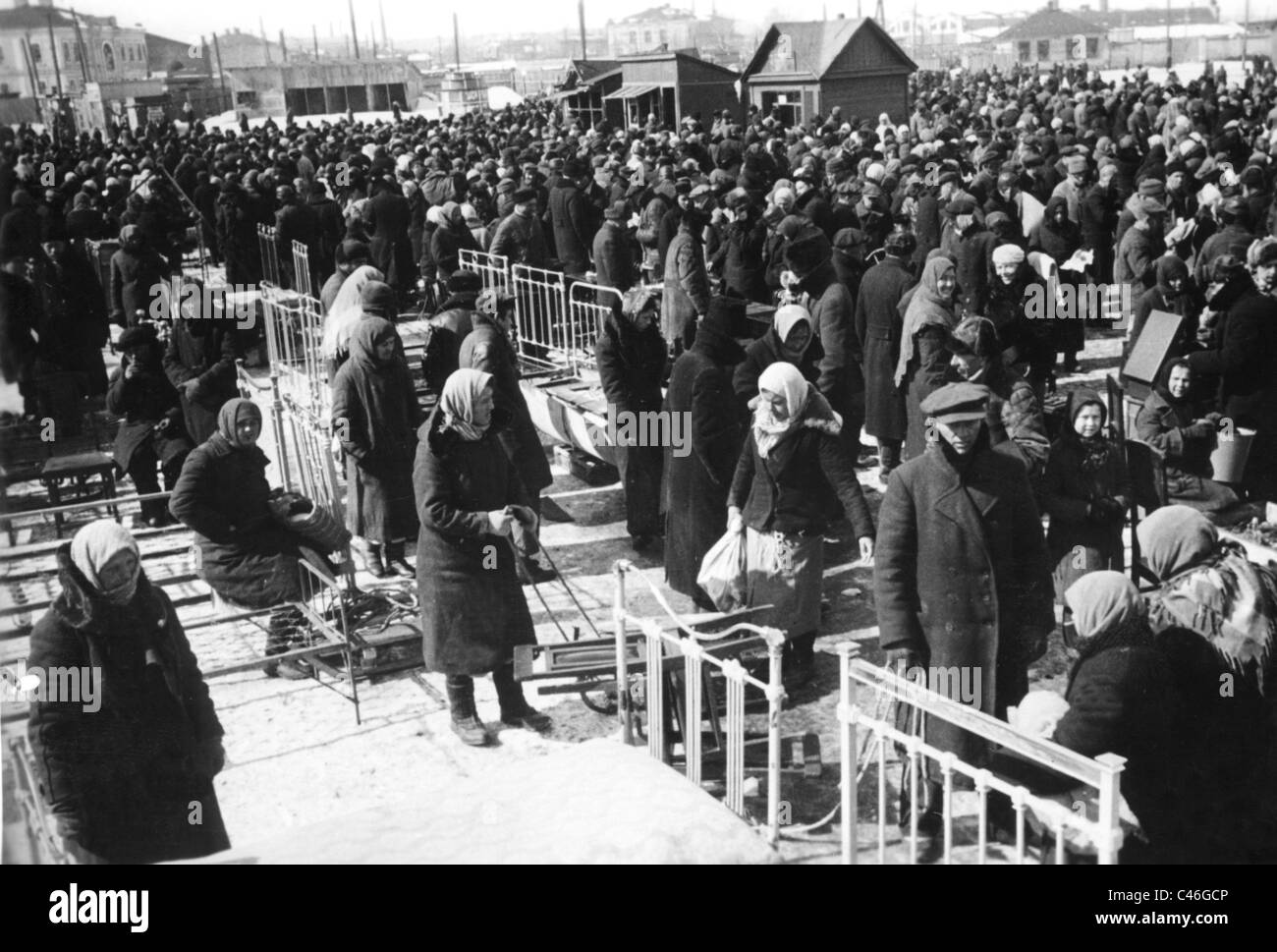 Second World War, Russian Civil Population: Trade, Economy, Craft, 1941 ...