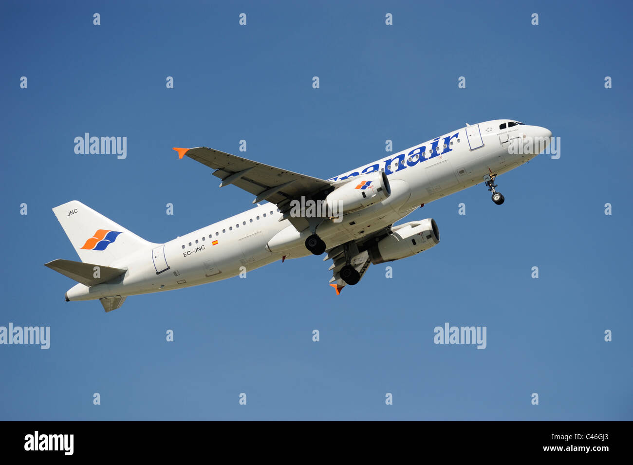 Spanair plane hi-res stock photography and images - Alamy