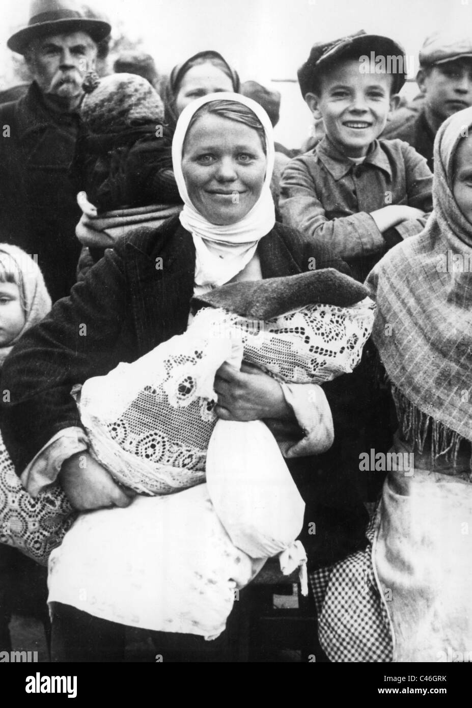 Second World War, Russian Civil Population under German Occupation ...