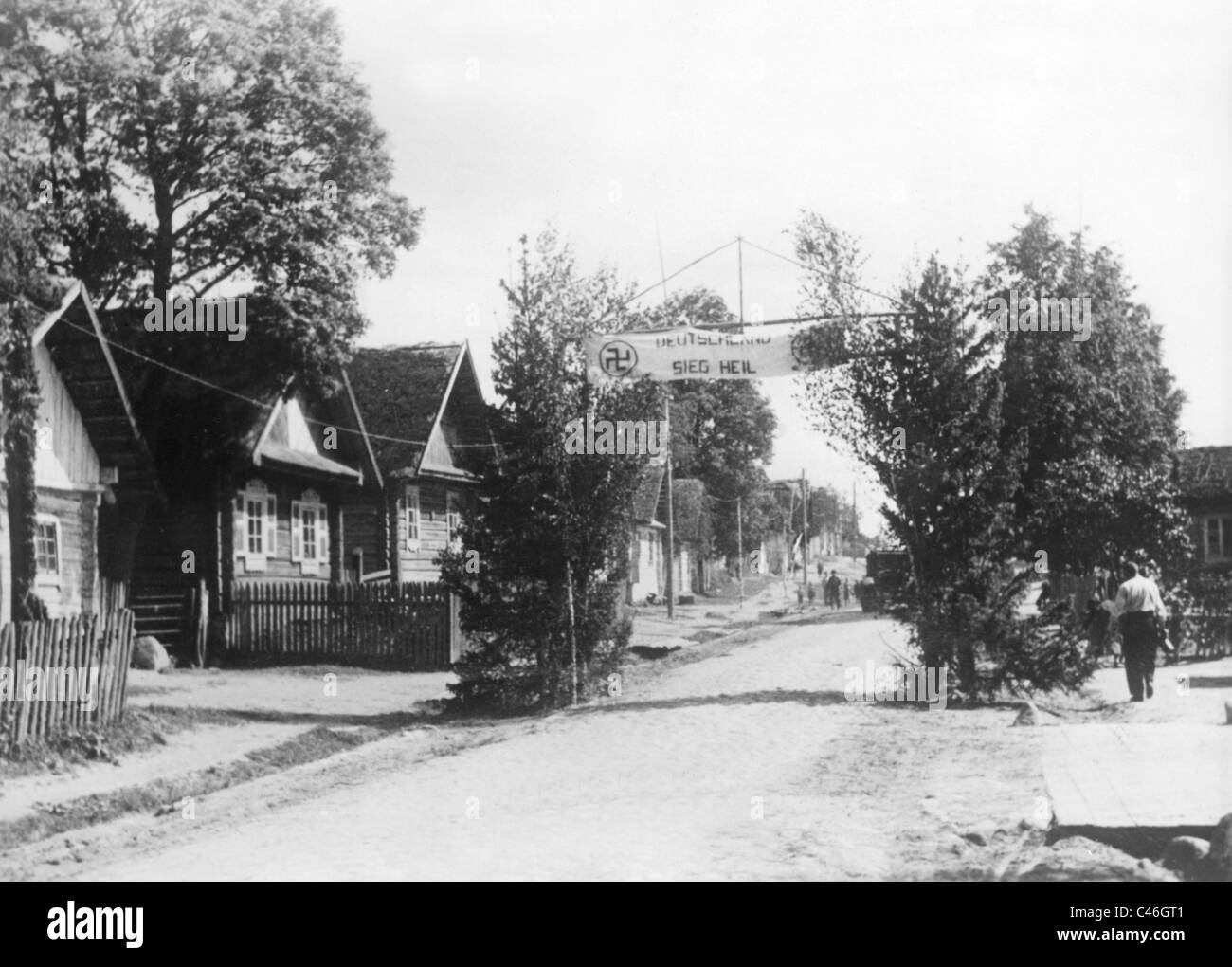 Second World War, Russian Civil Population under German Occupation ...