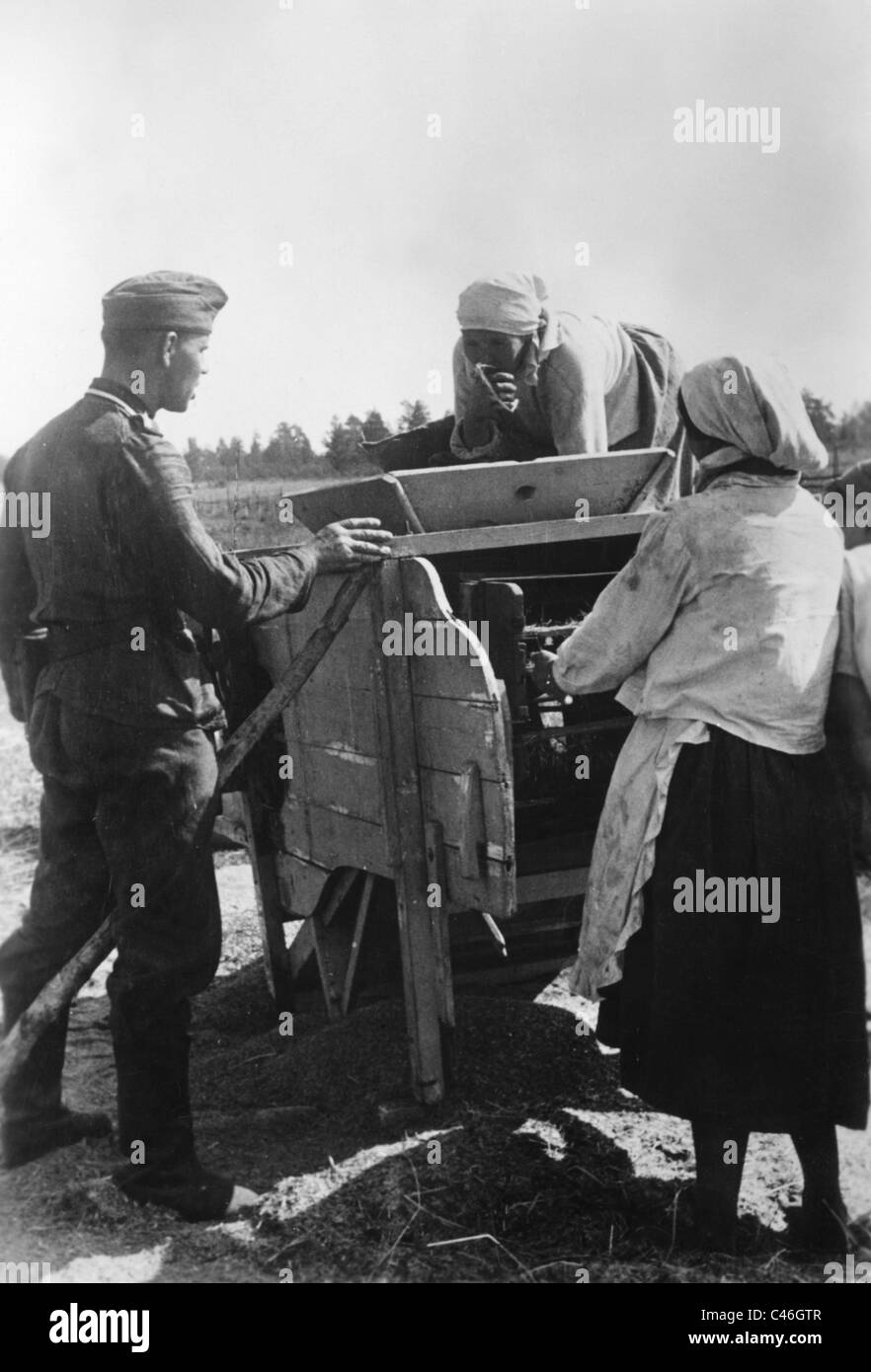 Second World War, Russian Civil Population under German Occupation ...