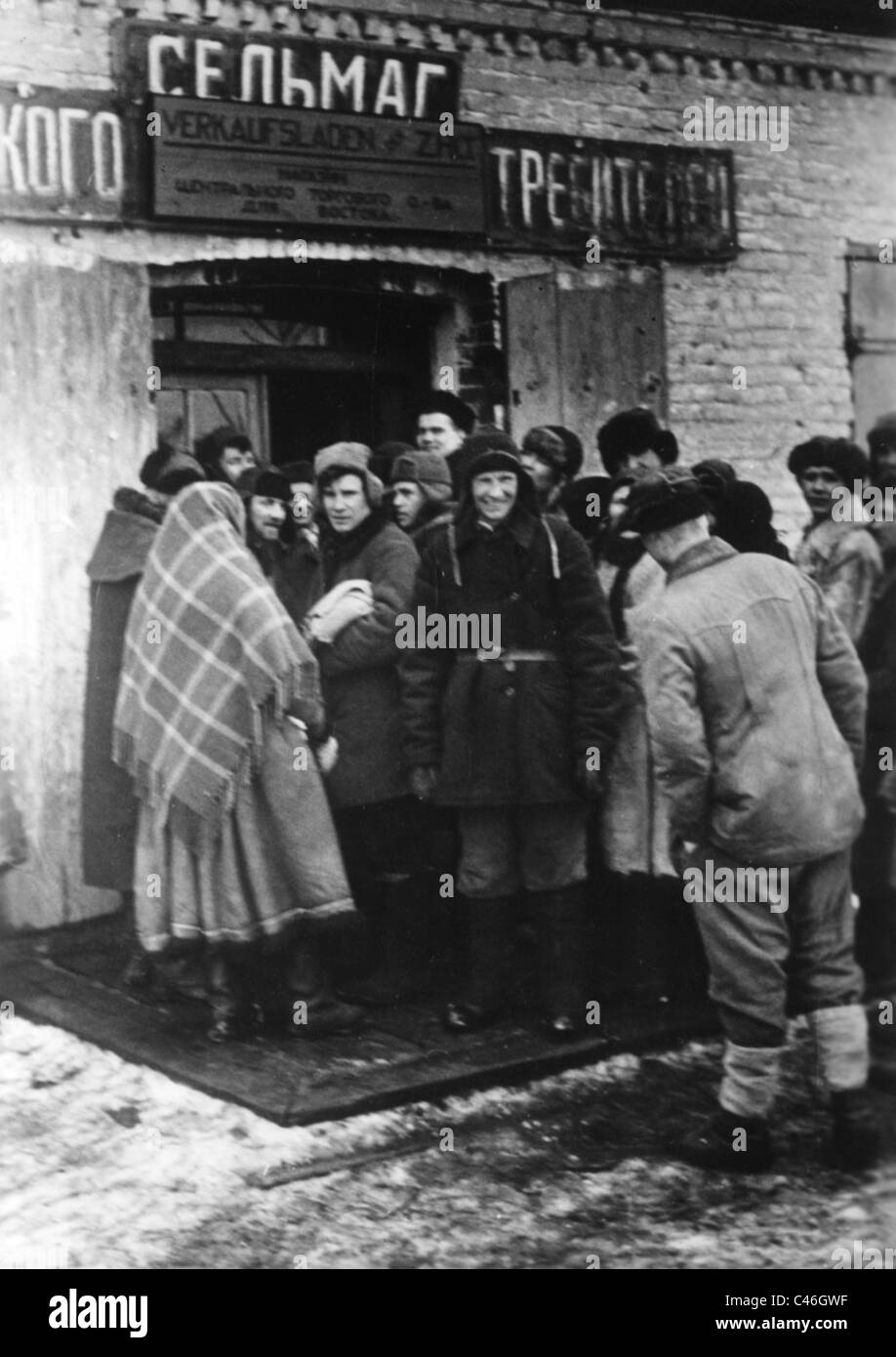 Second World War, Russian Civil Population under German Occupation ...