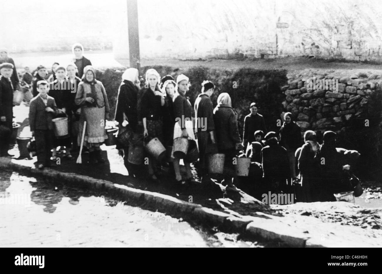 Second World War, Russian Civil Population under German Occupation ...