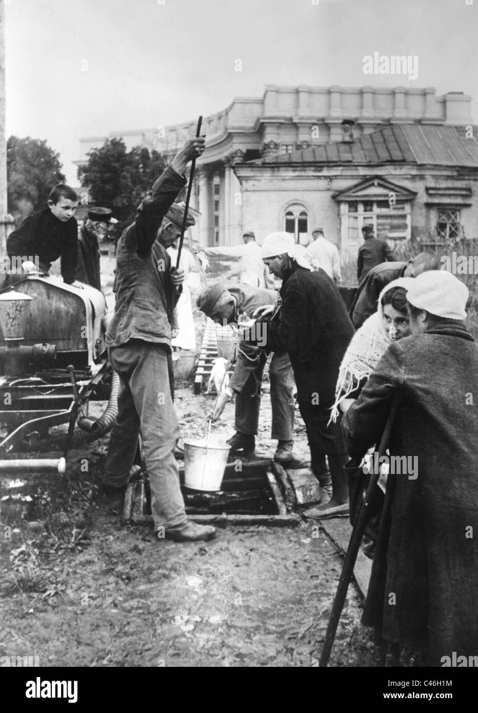 Second World War, Russian Civil Population under German Occupation ...