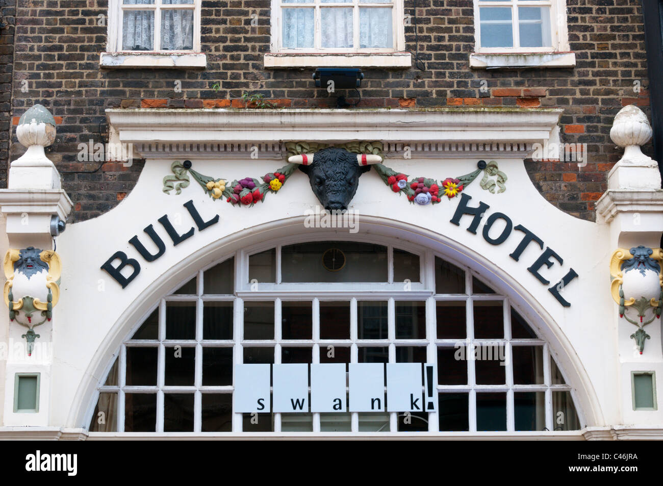 The bull hotel hi-res stock photography and images - Alamy