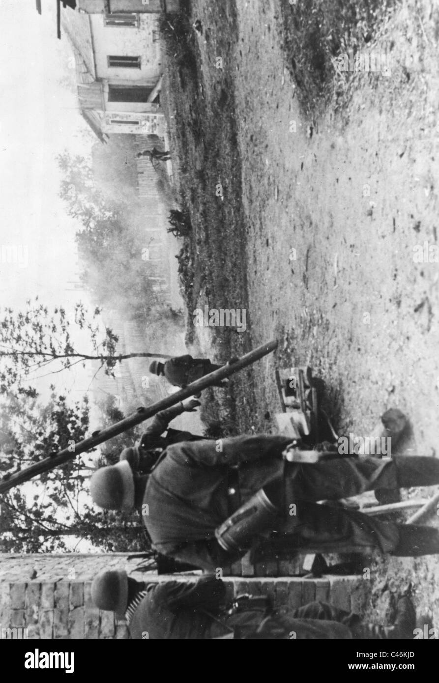 German troops on the eastern front 1945 hi-res stock photography and ...