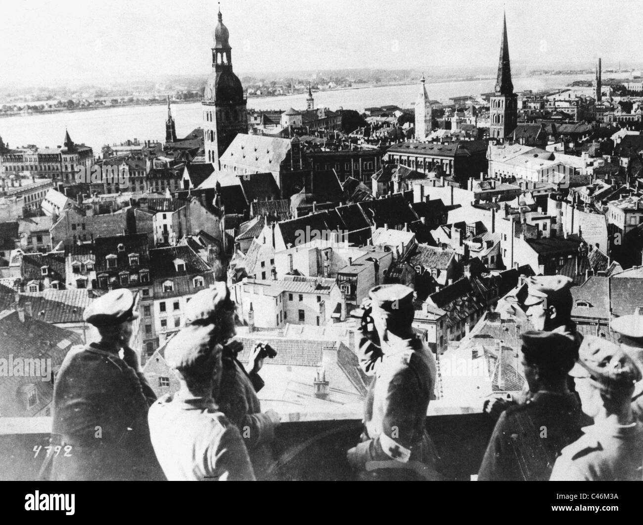 Second World War: Troops of German Army Group North advancing and ...