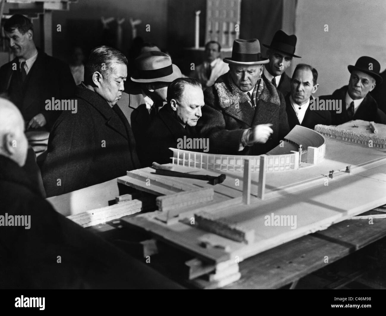 Theodor lewald 1936 hi-res stock photography and images - Alamy
