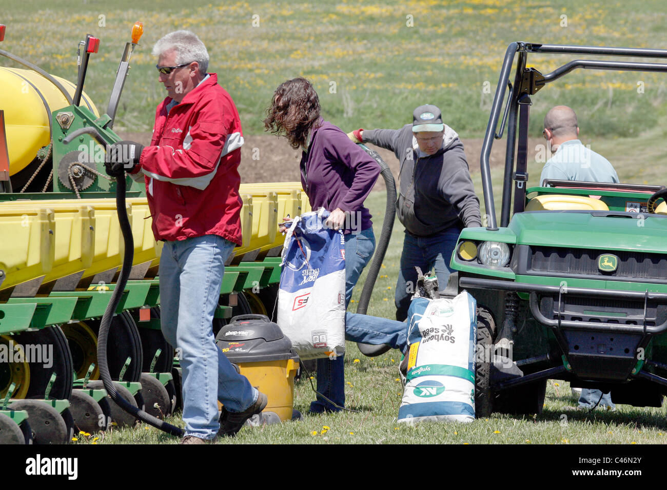 Mechanised farm equipment hi-res stock photography and images - Alamy