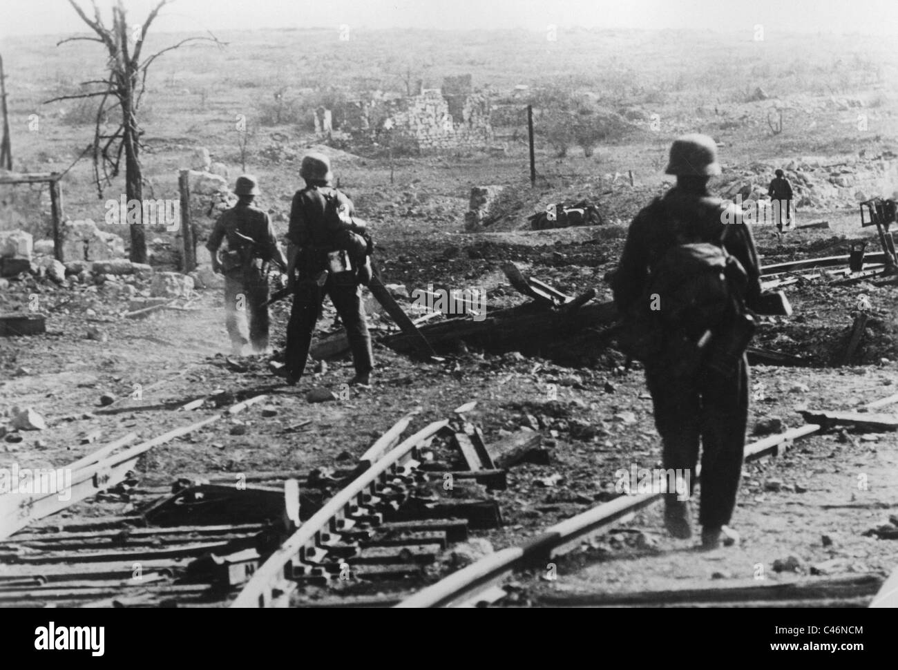 Second World War: Eastern Front. Siege of Sevastopol, 7th June-4th July ...