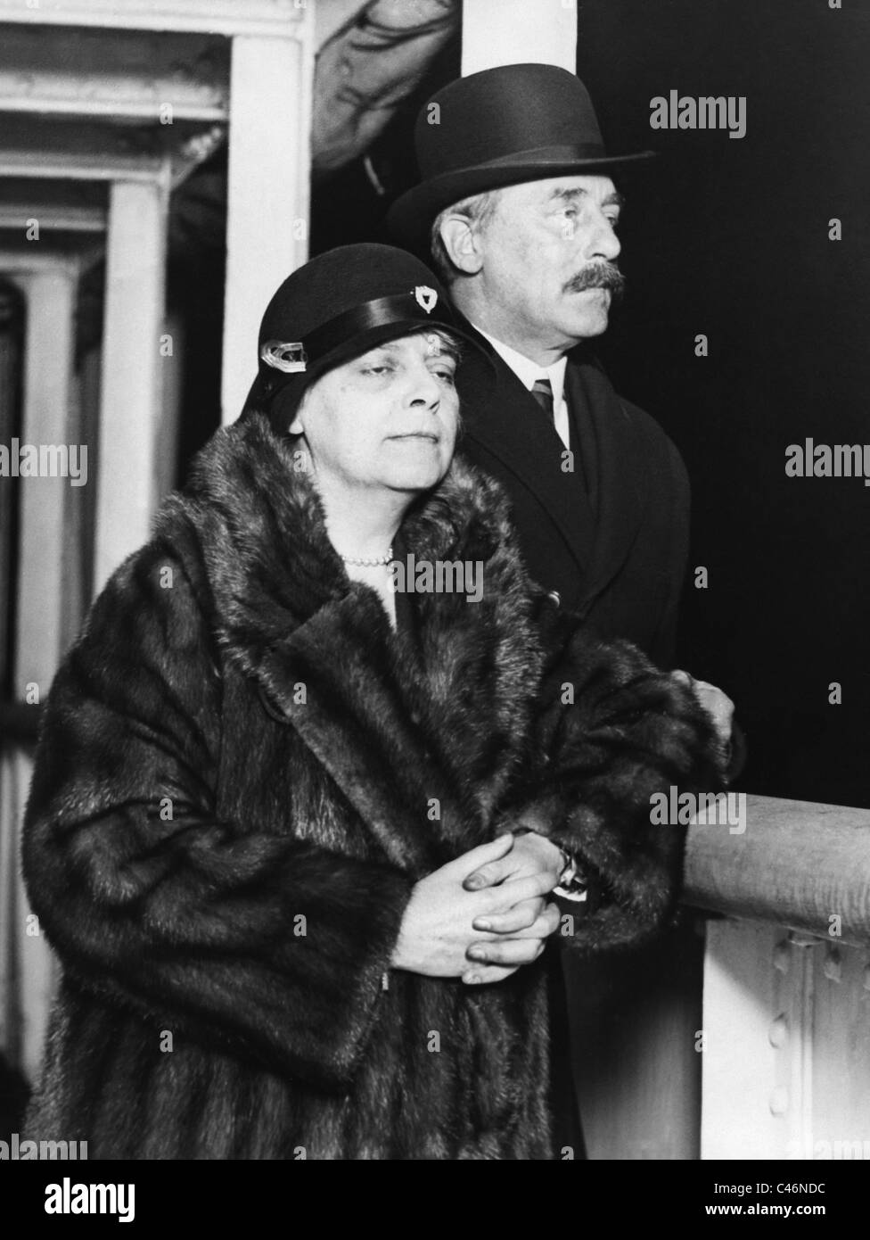 Ronald lindsay hi-res stock photography and images - Alamy