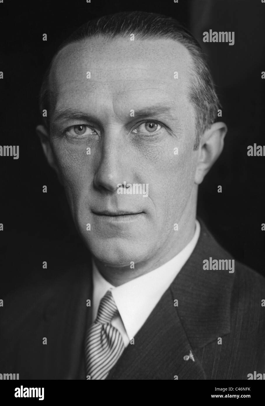 Lippert hi-res stock photography and images - Alamy