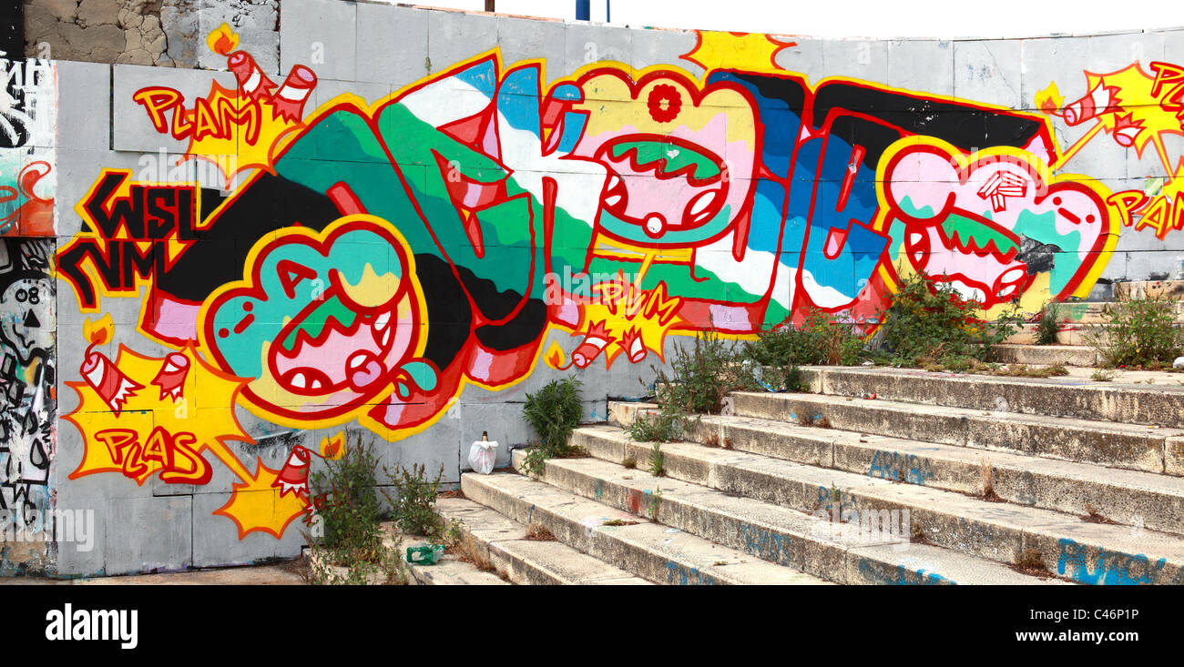 Graffiti seville spain hi-res stock photography and images - Alamy