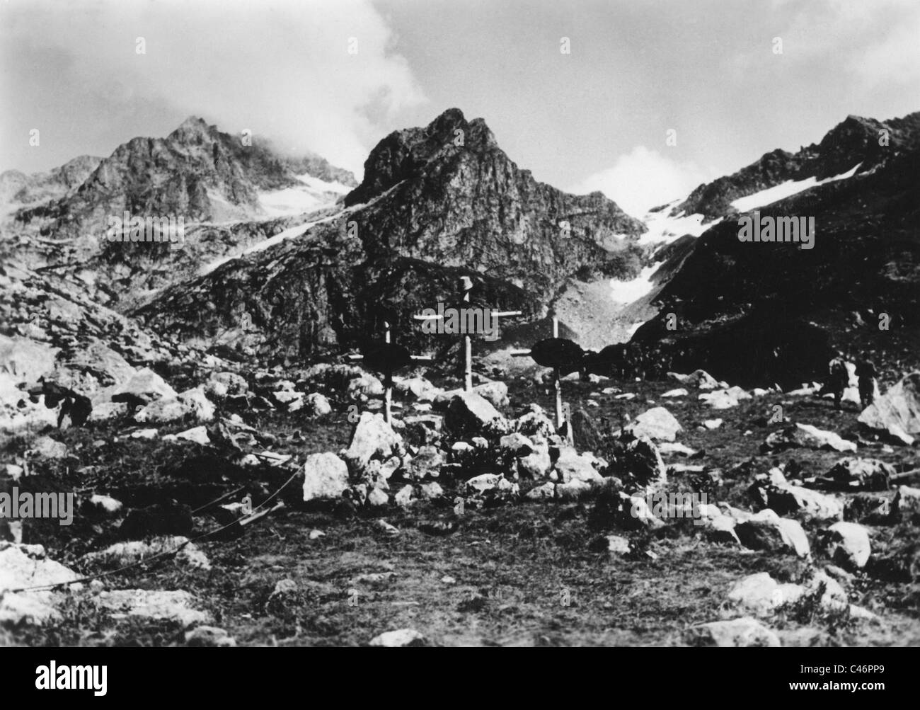 World war german mountain infantry hi-res stock photography and images ...