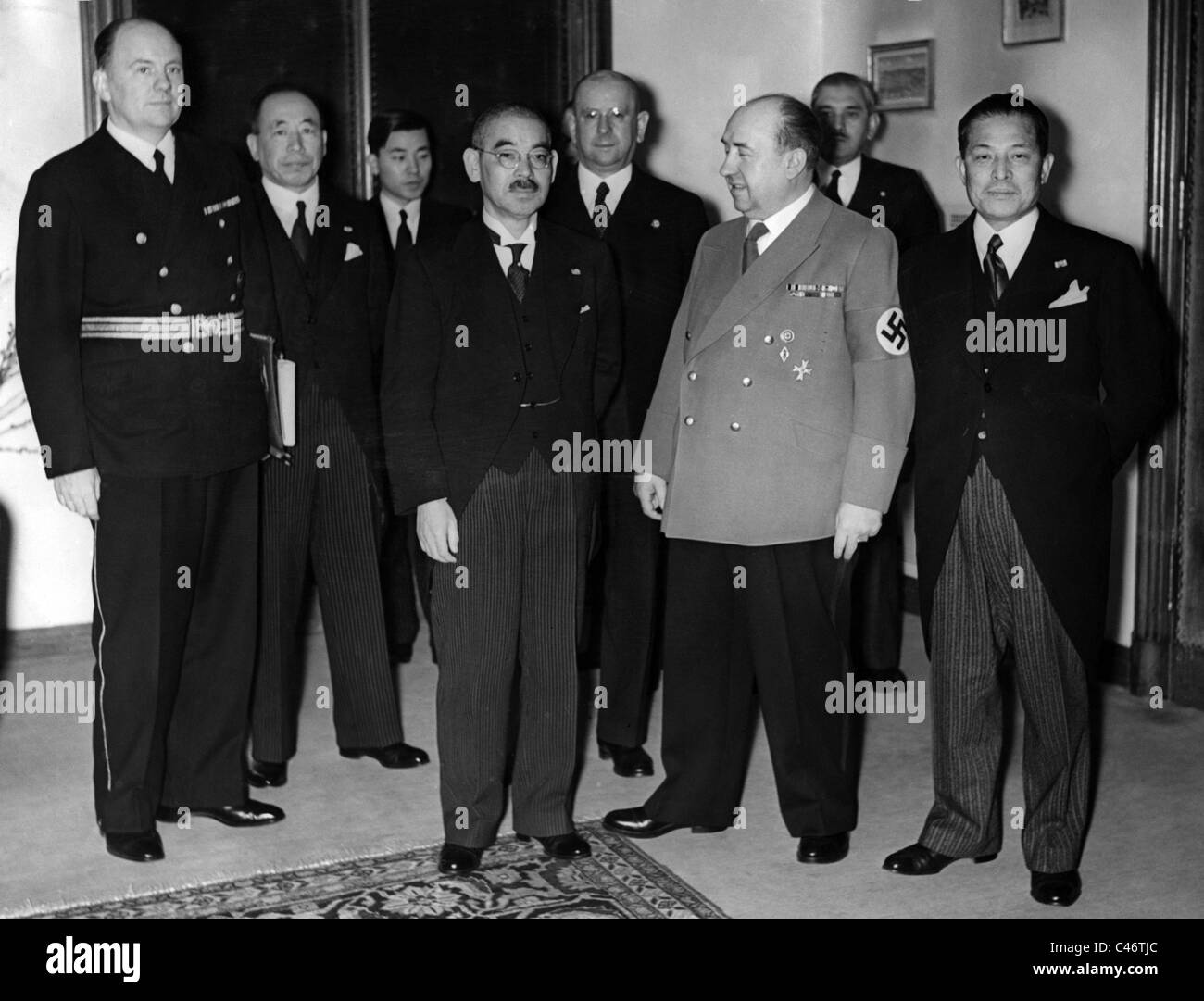 Yosuke matsuoka hi-res stock photography and images - Alamy