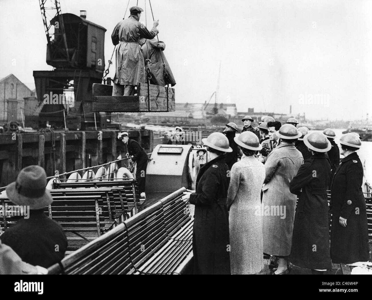 Mobilization in great britain 1939 hi-res stock photography and images ...