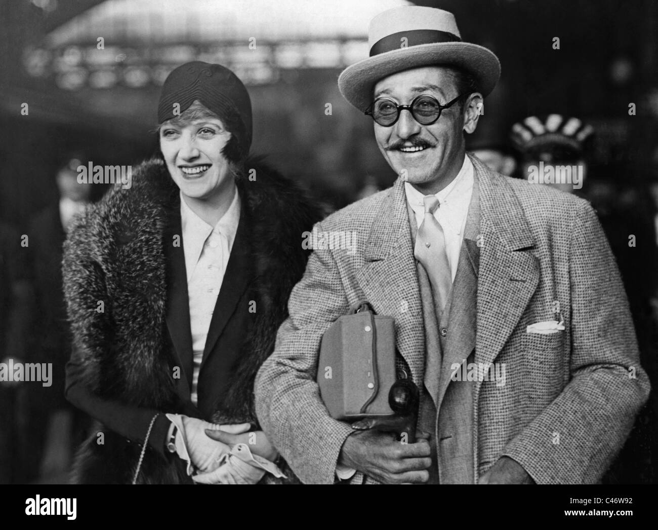 Menjou hi-res stock photography and images - Alamy