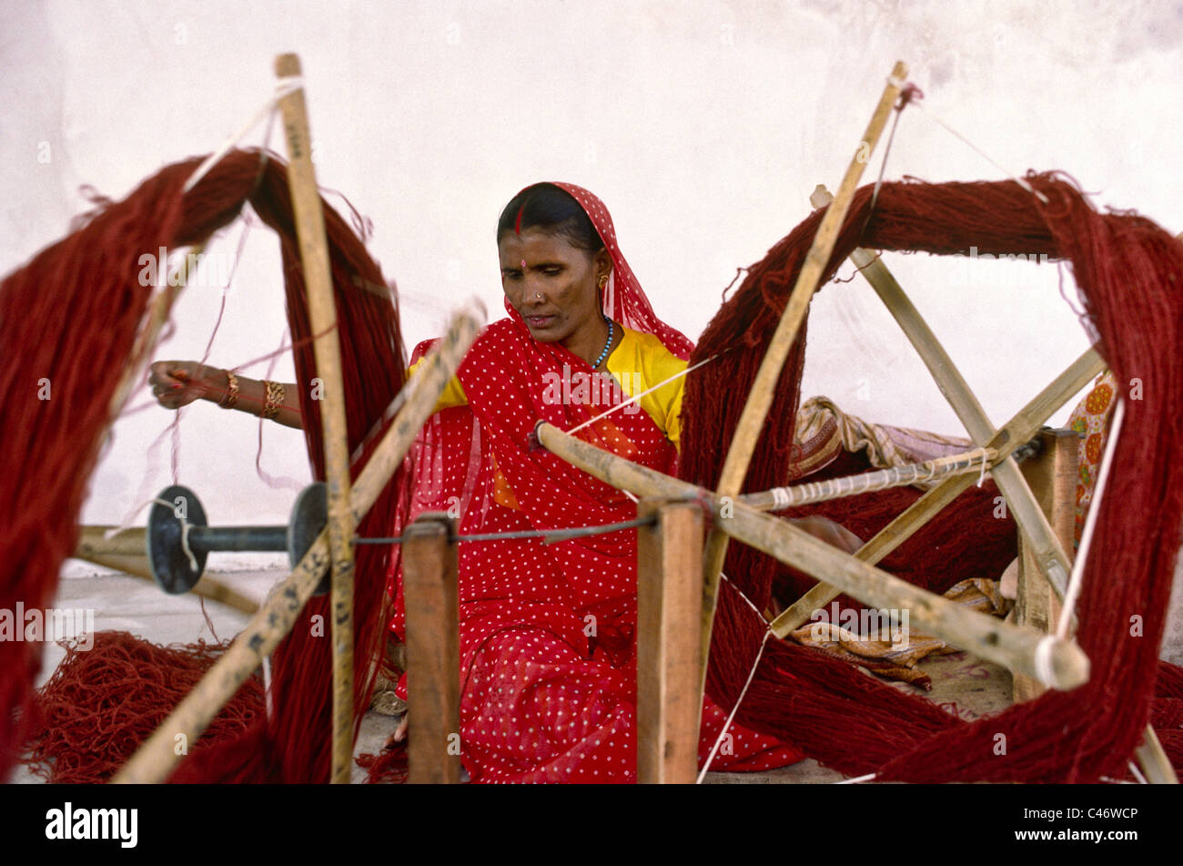 Rug weaving india hi-res stock photography and images - Alamy