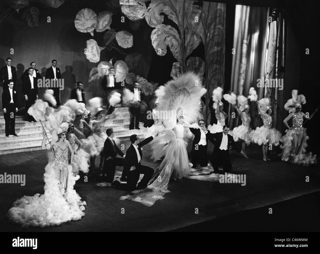 Mistinguett hi-res stock photography and images - Alamy