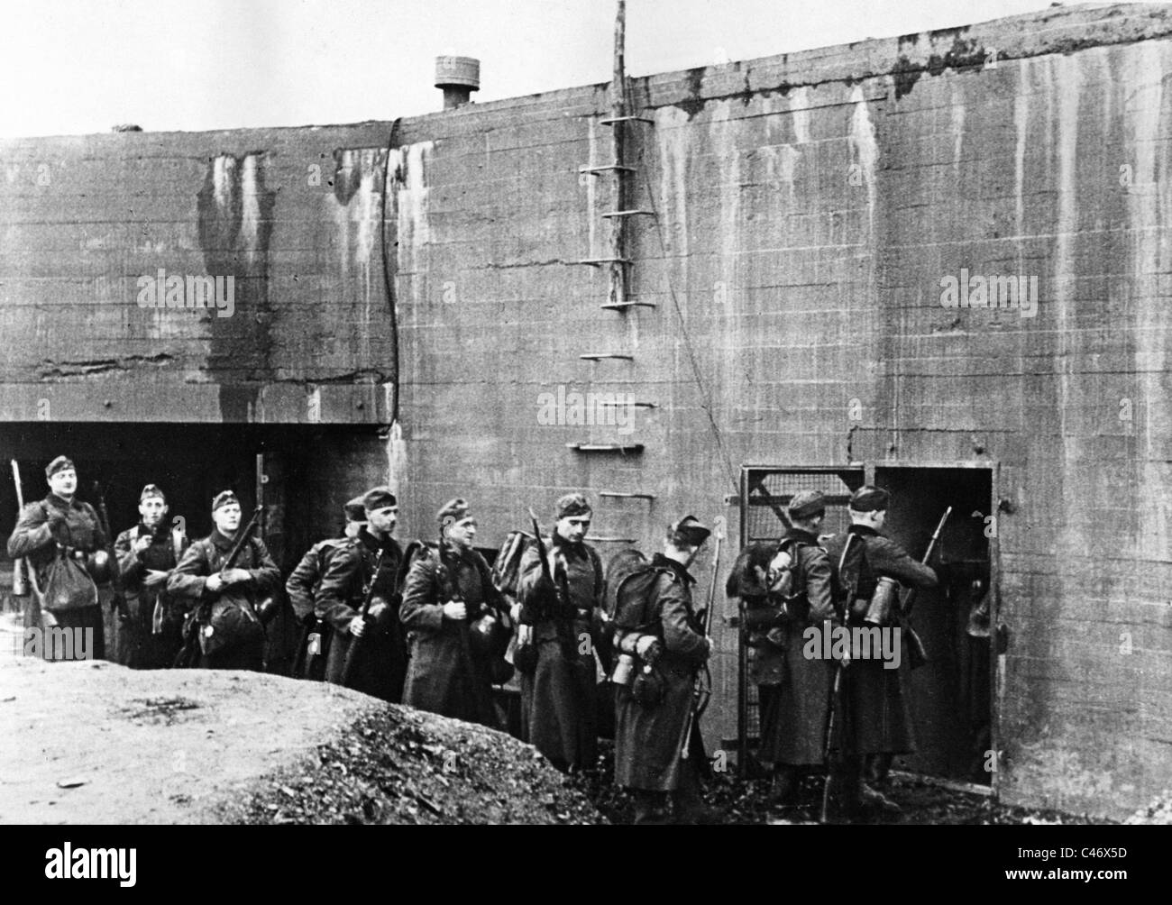 Phoney war hi-res stock photography and images - Alamy