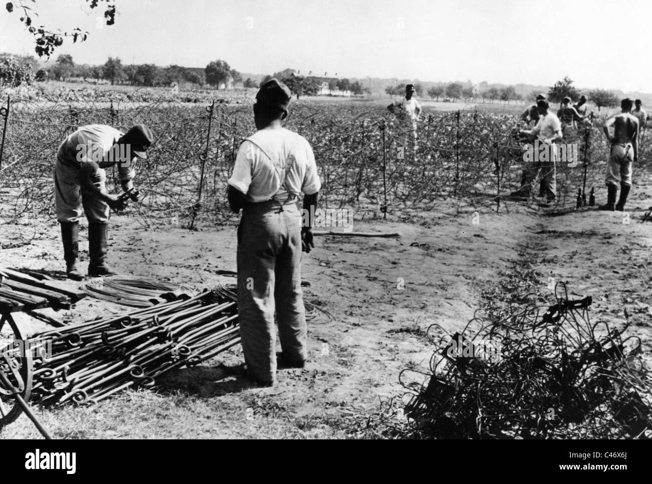 Phoney War 1940 High Resolution Stock Photography and Images - Alamy