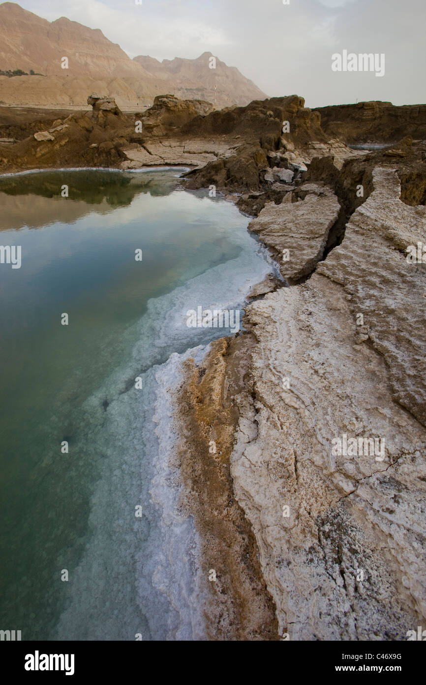 Photograph of the landscape of the Dead Sea Stock Photo - Alamy