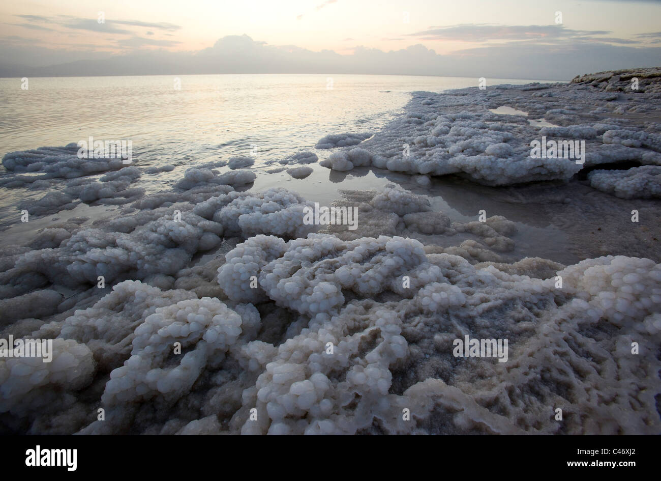 Photograph of the landscape of the Dead Sea Stock Photo - Alamy