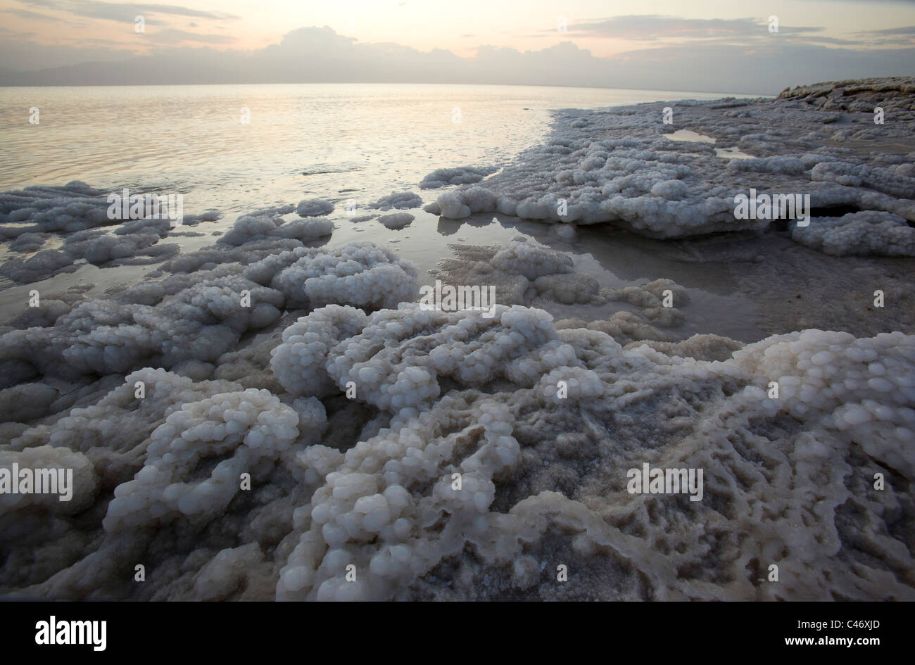 Photograph of the landscape of the Dead Sea Stock Photo - Alamy
