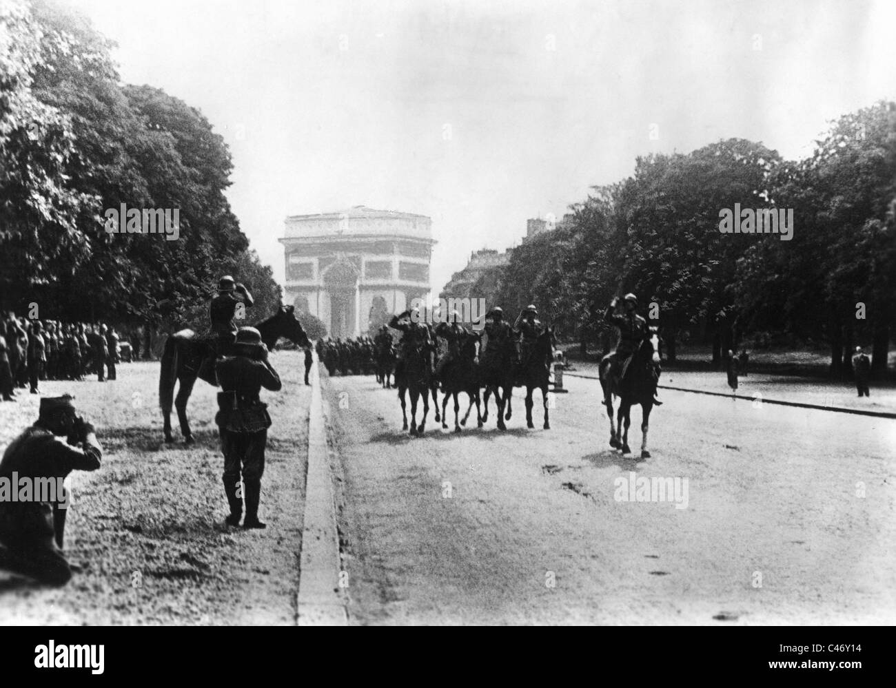 Second World War: German troops marching into Paris, 14.06.1940 Stock ...