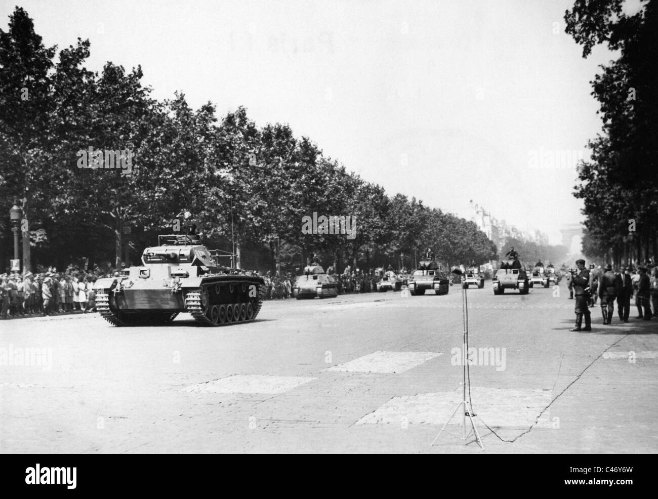 Second World War: German Parades in Paris, from July 1940 Stock Photo ...