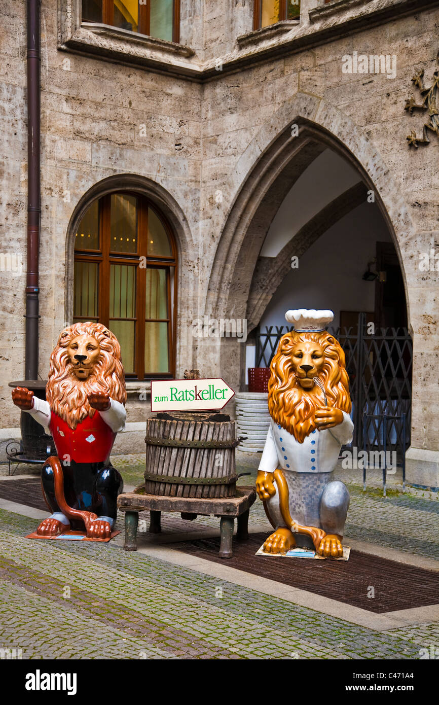 Ratskeller sign hi-res stock photography and images - Alamy