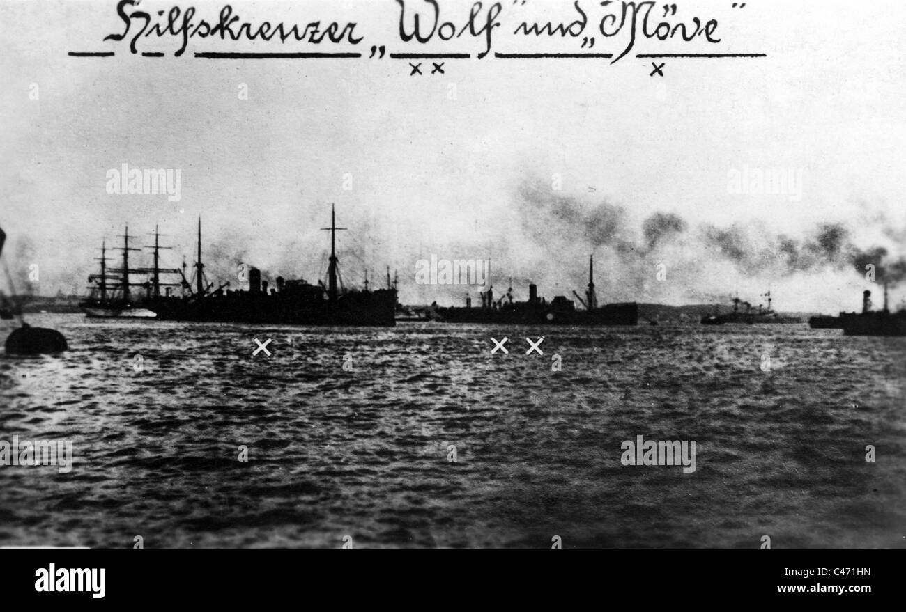 Sms wolf hi-res stock photography and images - Alamy