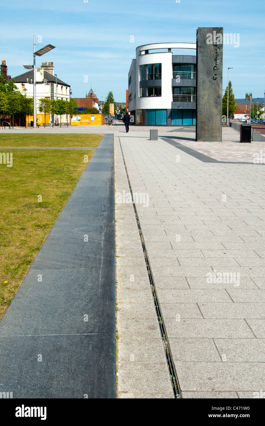 The square petersfield hi-res stock photography and images - Alamy