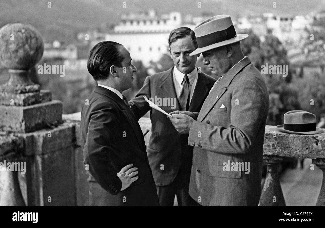 Mussolini hi-res stock photography and images - Alamy