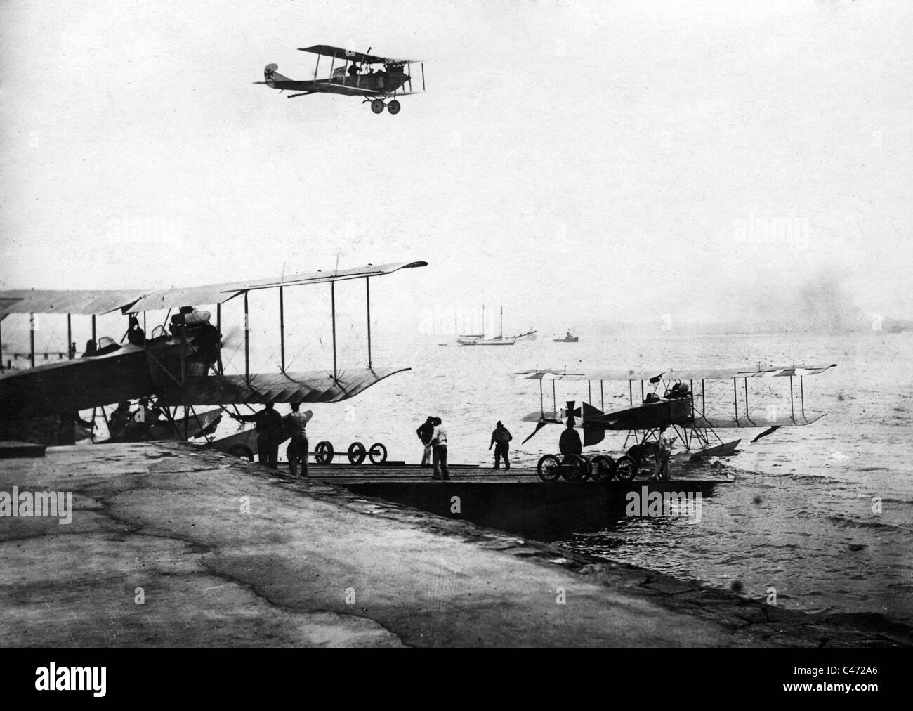 Seaplanes wwi hi-res stock photography and images - Alamy