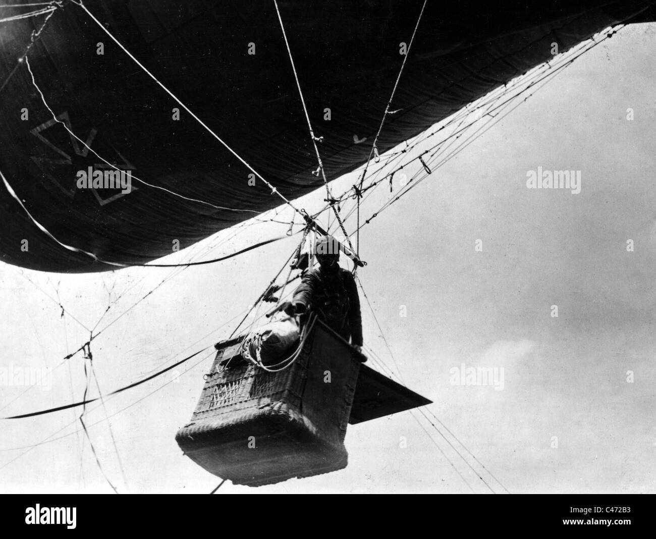 Observation Balloon Wwi Stock Photos & Observation Balloon Wwi Stock ...