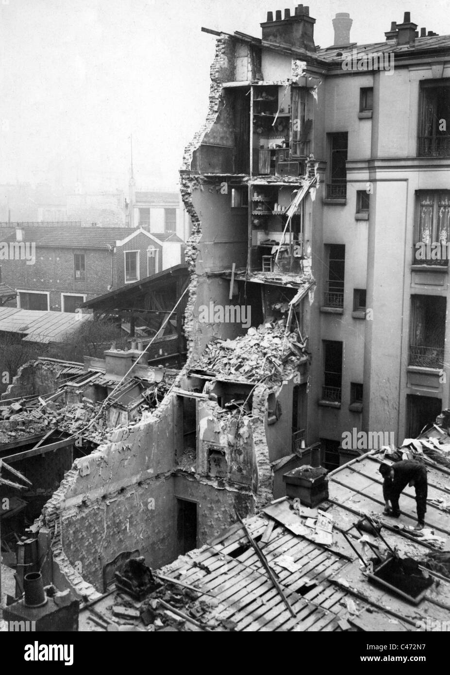 Zeppelin 1916 hi-res stock photography and images - Alamy