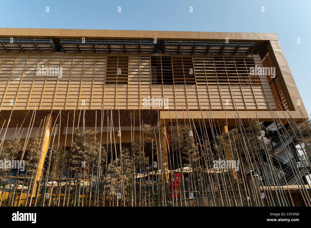 Indonesia pavilion expo 2010 shanghai hi-res stock photography and ...