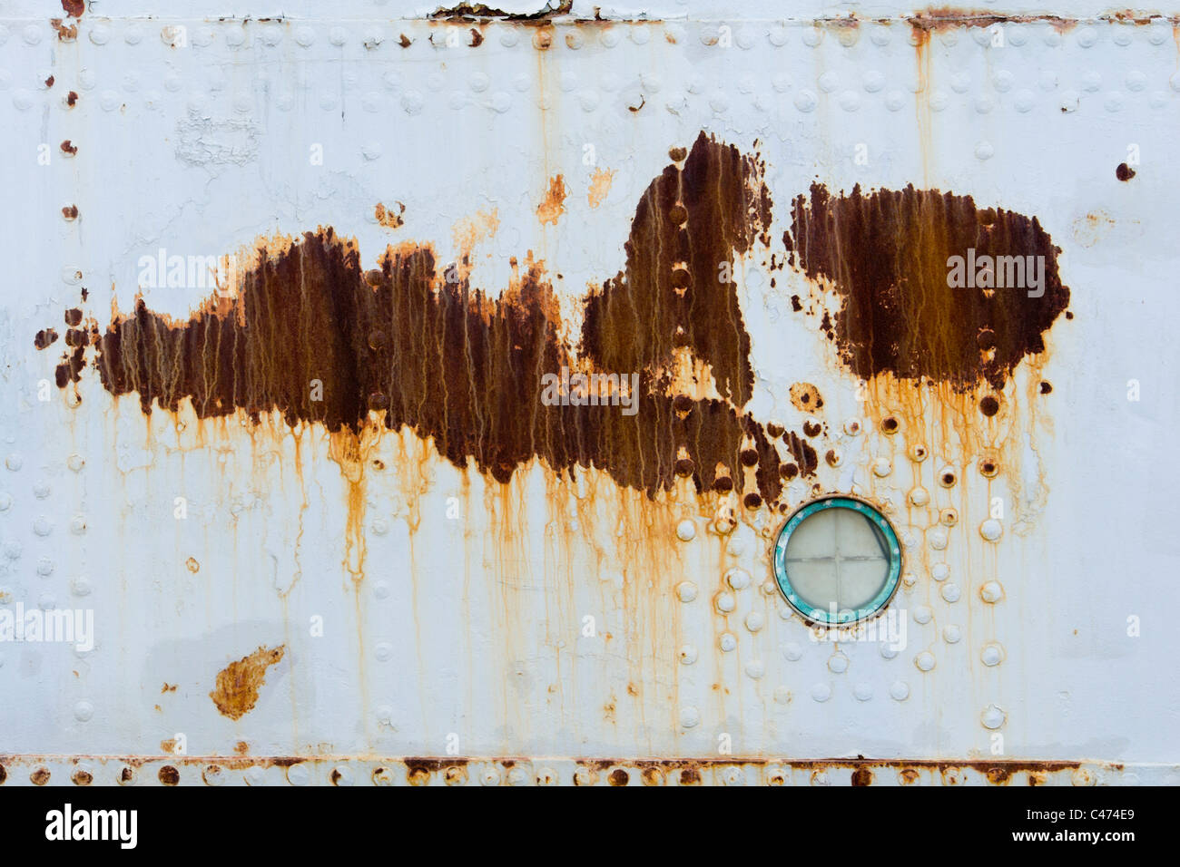 Rusty metal plates hi-res stock photography and images - Alamy