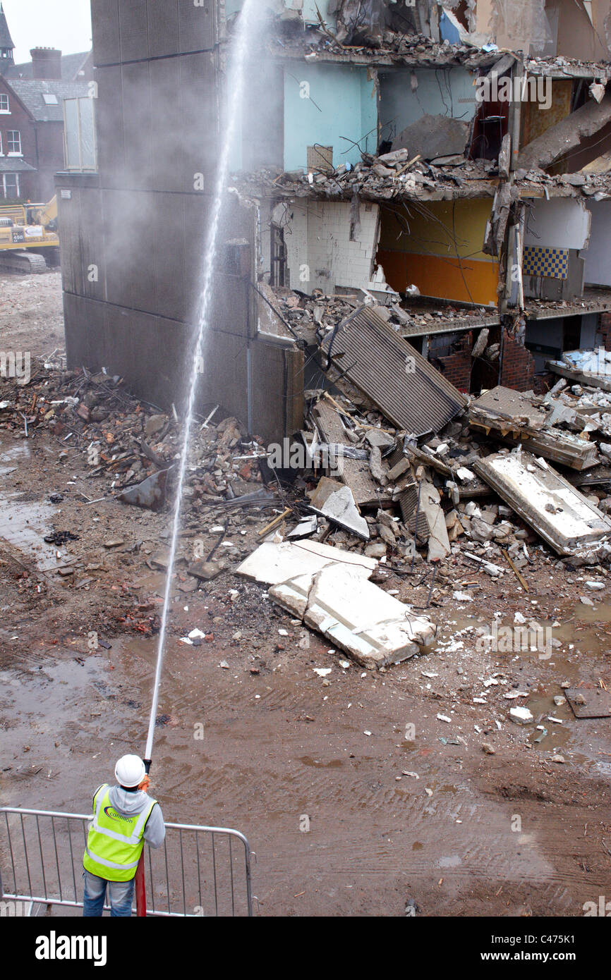 Work has started demolishing the 1970s Heygate Estate in Elephant ...