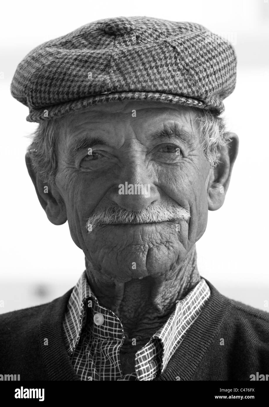 Old man greek islands greece Black and White Stock Photos & Images - Alamy