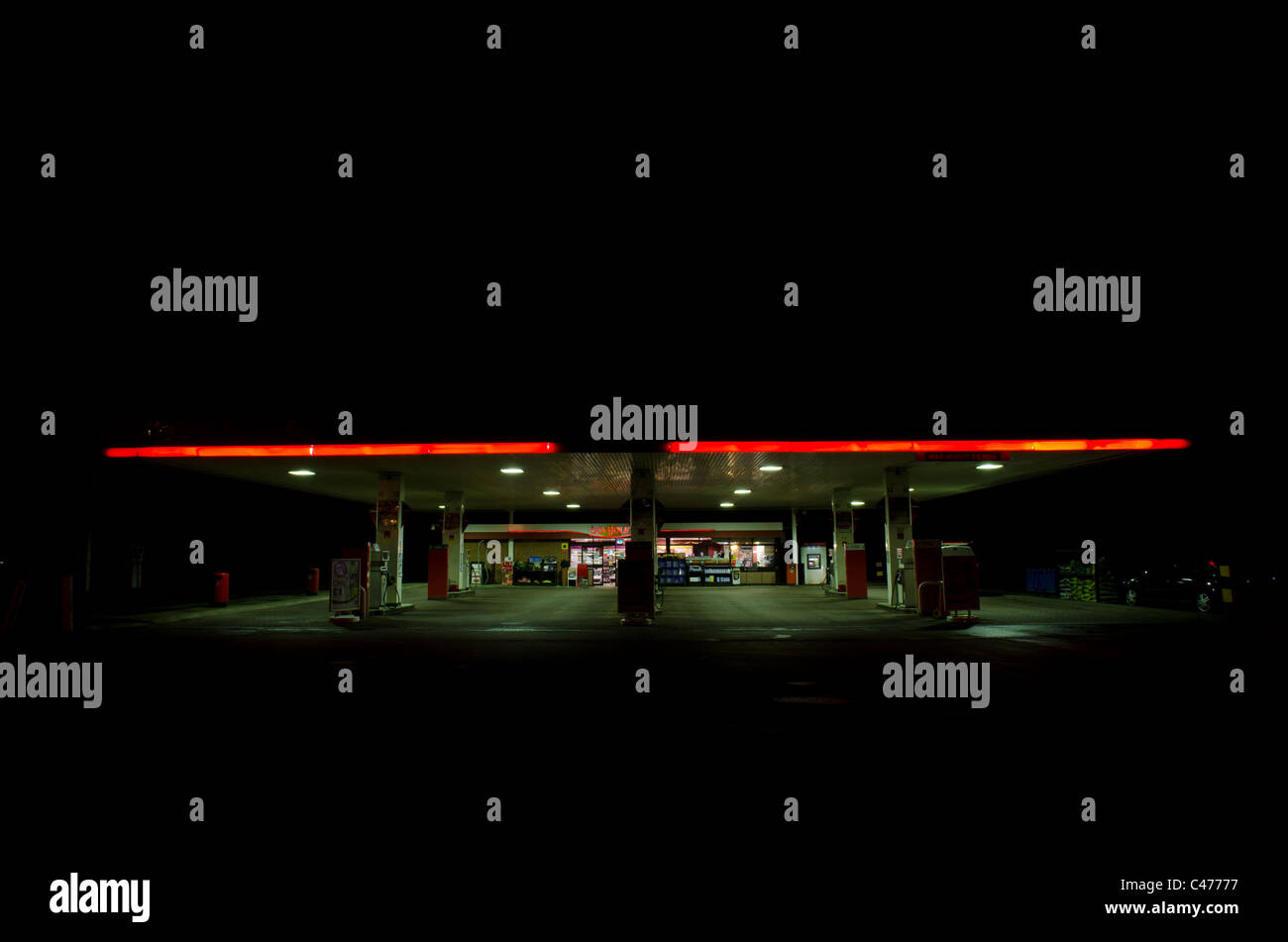 Petrol pump at night hi-res stock photography and images - Alamy