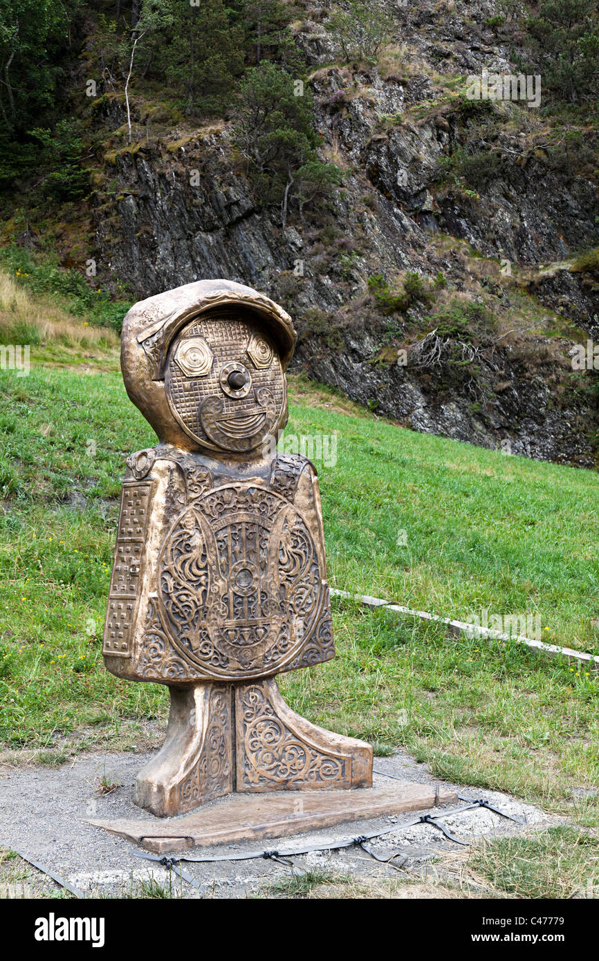 International statues in the Jordino artwork family exhibits in a field ...