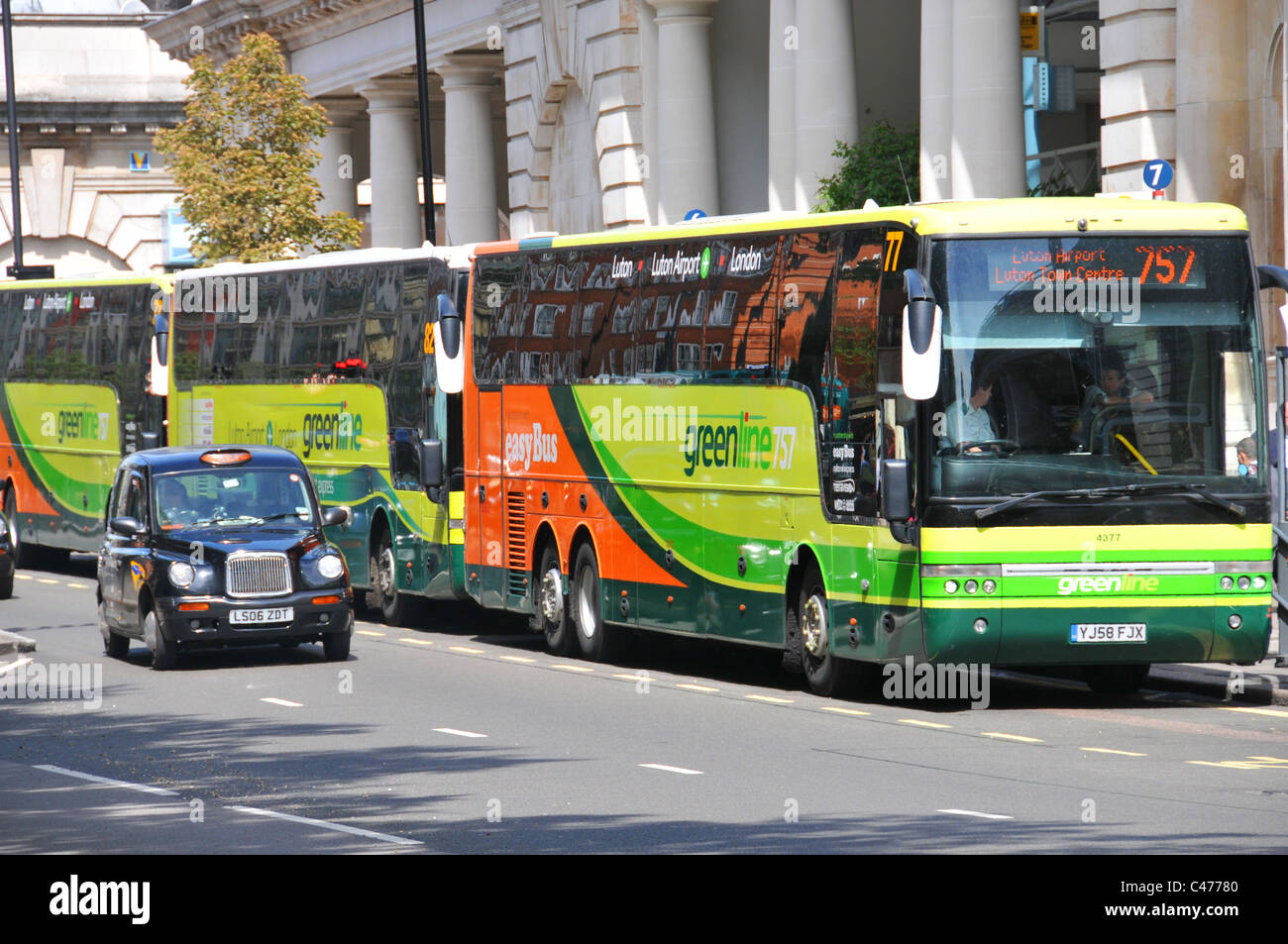 Green line coach hi-res stock photography and images - Alamy