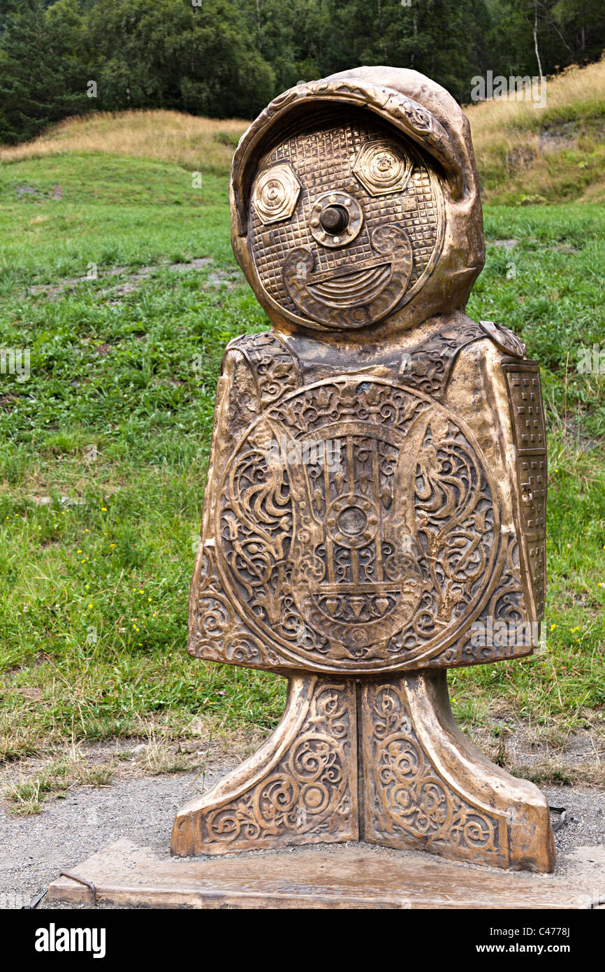 International statues in the Jordino artwork family exhibits in a field ...