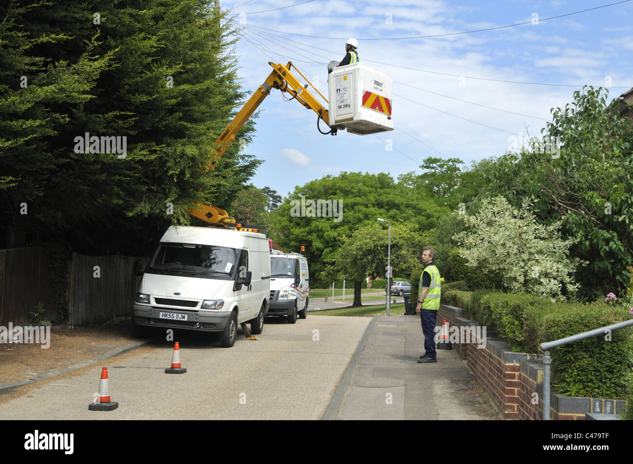 Bt british telecom van engineers hi-res stock photography and images ...