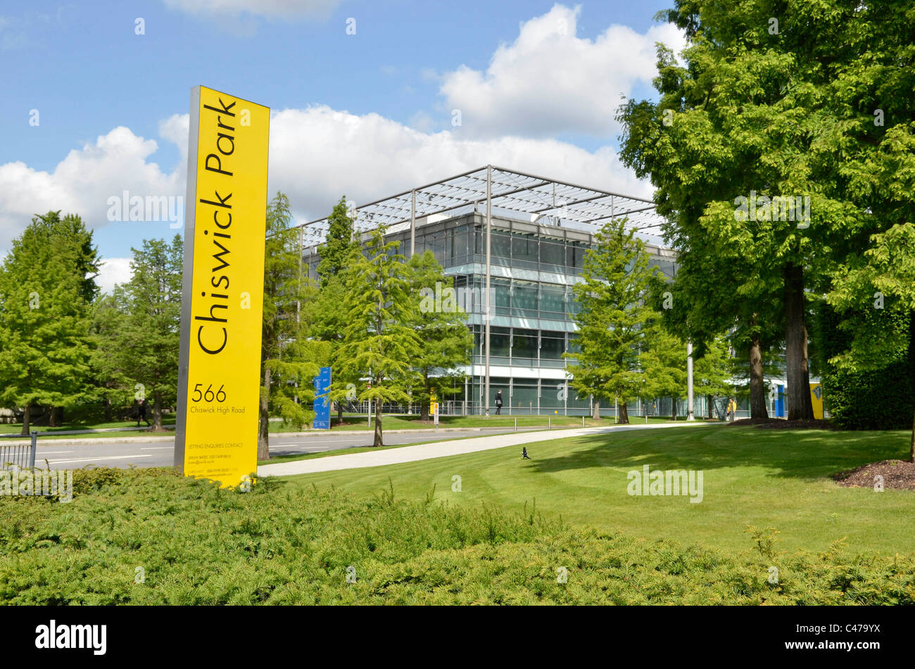 Chiswick Park business park Stock Photo - Alamy