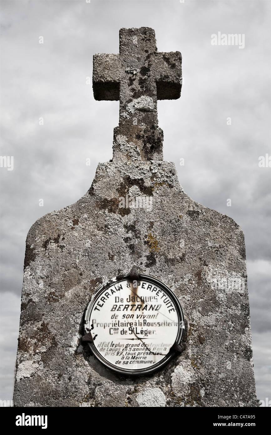Last wolf Catcher's grave stone Stock Photo - Alamy